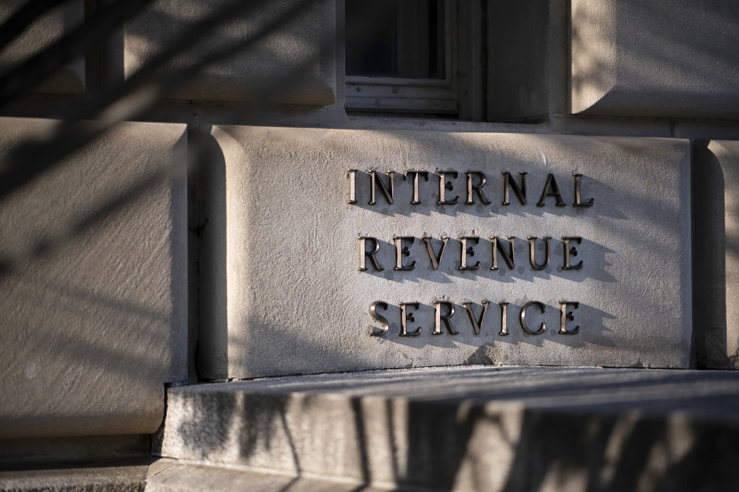 IRS to furlough nearly half its workforce as shutdown drags on