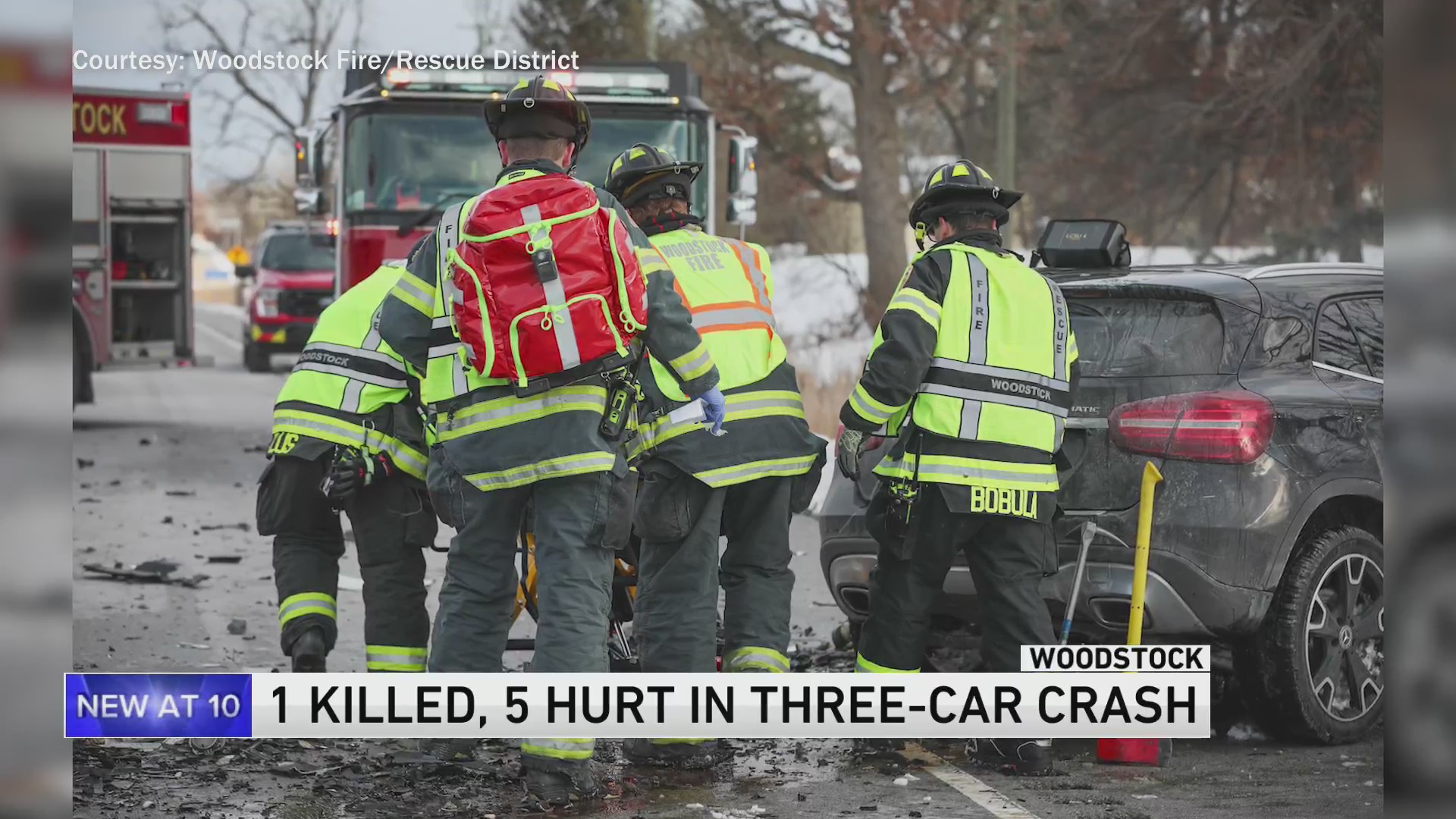 1 killed, 5 injured in three-car crash in Woodstock
