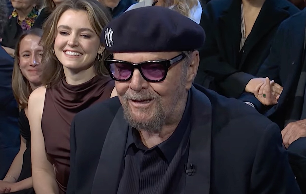 Screen Legend Jack Nicholson Makes Surprise Appearance To Deliver 5 Key ...