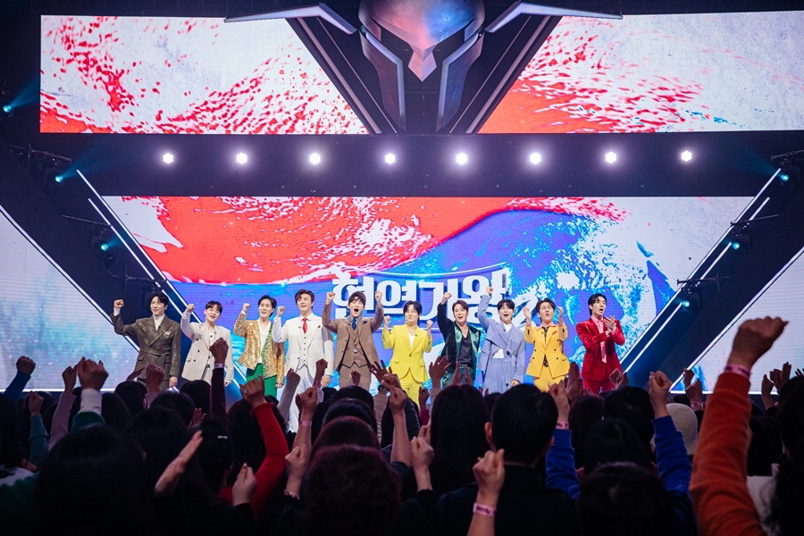 [MBN] 10인 10색 신곡 무대 발표