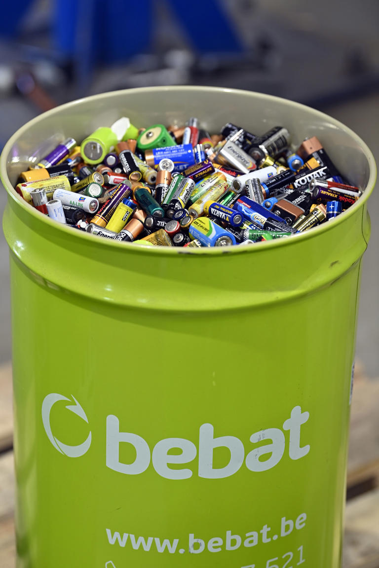Bebat en OVAM willen 95 miljoen lege batterijen inzamelen