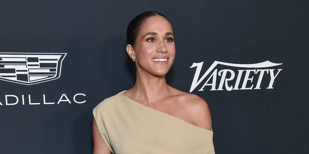 Sammenligner billeder af Meghan Markle: Disse detaljer får nettet til ...