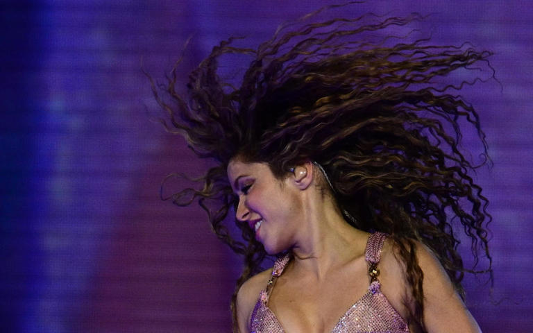 Shakira updates fans as she is forced to cancel Lima concert after ...
