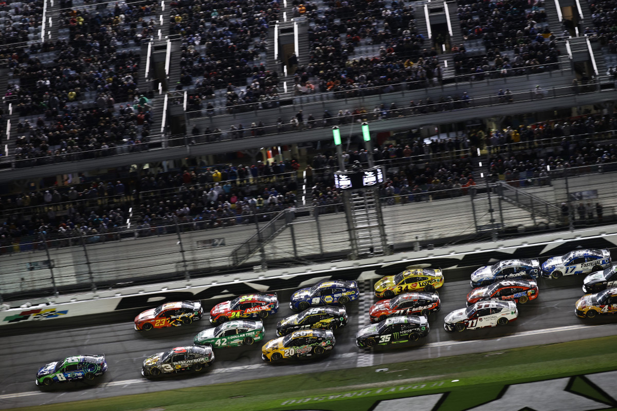 NASCAR wins over fans with new Daytona 500 commercial