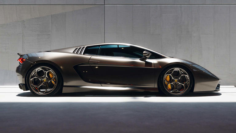 The Tedson Motors ‘Etna’ is a gorgeous 600bhp Gallardo restomod