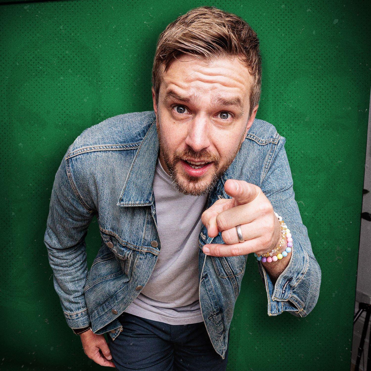 Love Island comedian Iain Stirling tours stand-up show to Derbyshire ...