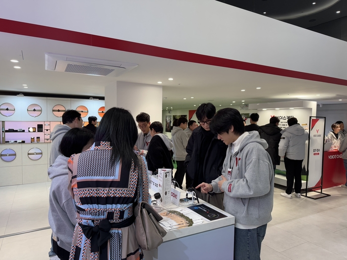 “AI 골프의 시작”…보이스캐디, 신제품 런칭쇼서 ‘T12 PRO’ 공개