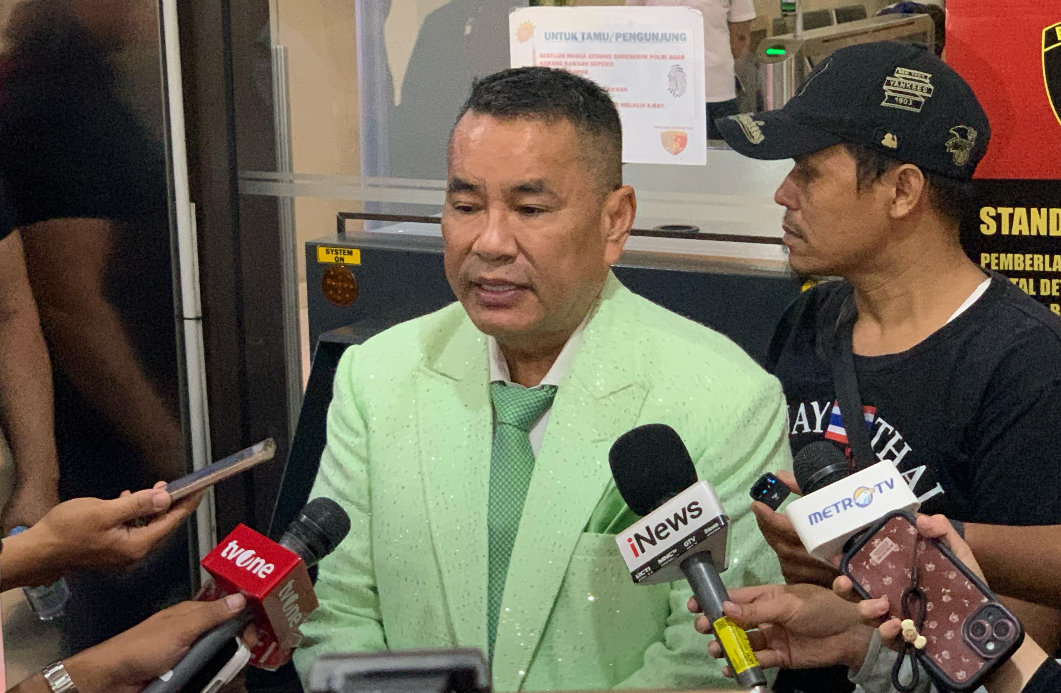 Hotman Paris Suruh Razman Tobat: Kalau Mau Sukses, Jangan Nyinyir dan ...