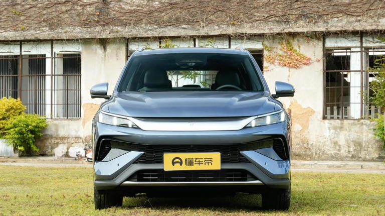 十五万以内新能源SUV，谁是王者？深蓝S05和比亚迪宋Pro DM-i终极PK