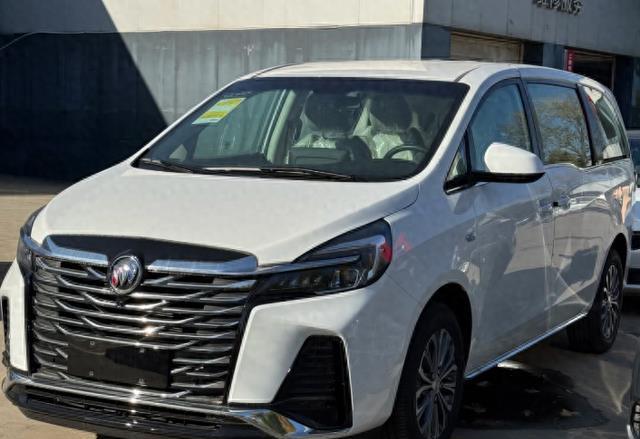 别克官方：全新GL8，一口价18.99万！