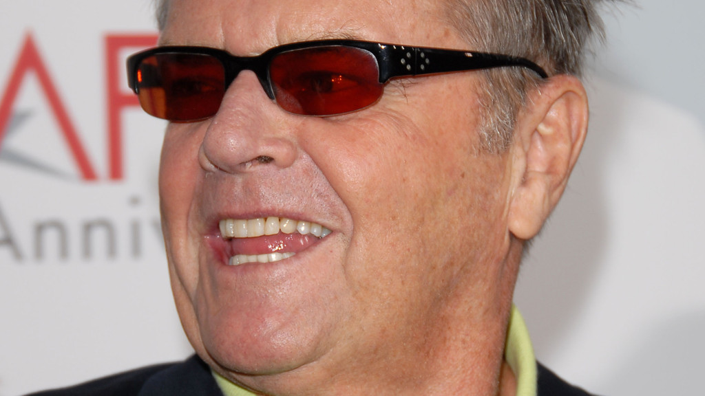 Jack Nicholson fait une rare apparition publique lors des 50 ans du ...