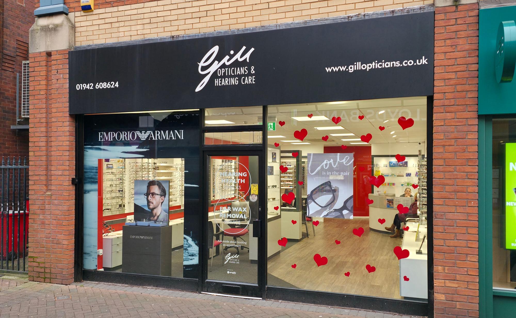 Independent opticians in Leigh join forces