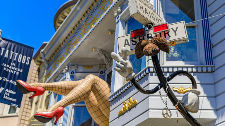 The Historic San Francisco Neighborhood Famed For Funky Dive Bars, Chic ...