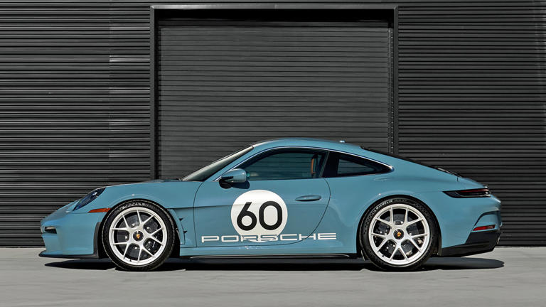 Last limited edition Porsche 911 S/T to be auctioned for charity