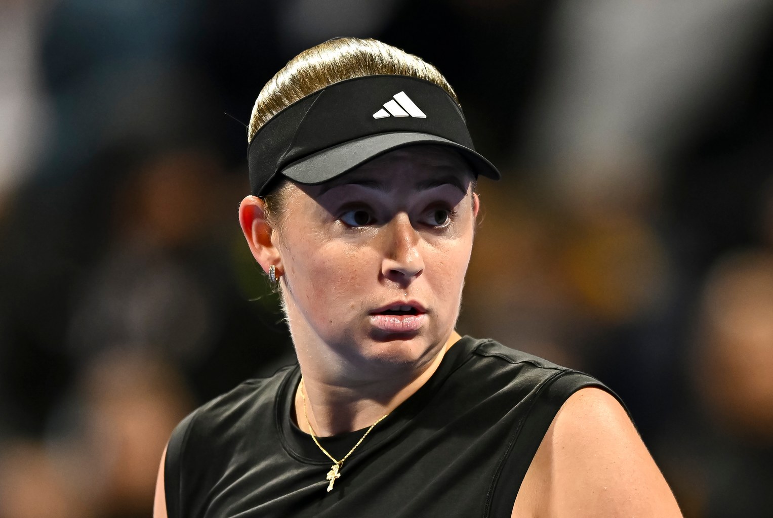 Nie będzie wielkiego hitu w Dubaju. Ależ Ostapenko wywinęła numer. Dwa ...