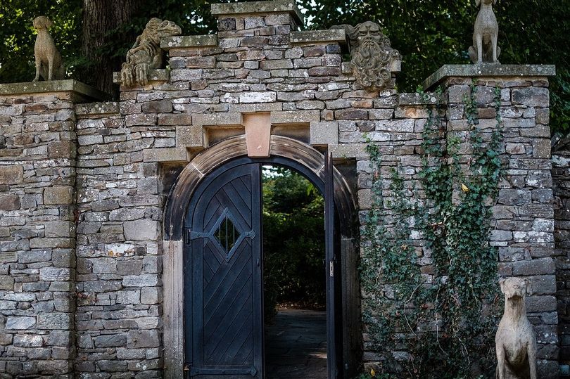 The magical mystery maze off the A1 that's well worth the 80 minute ...