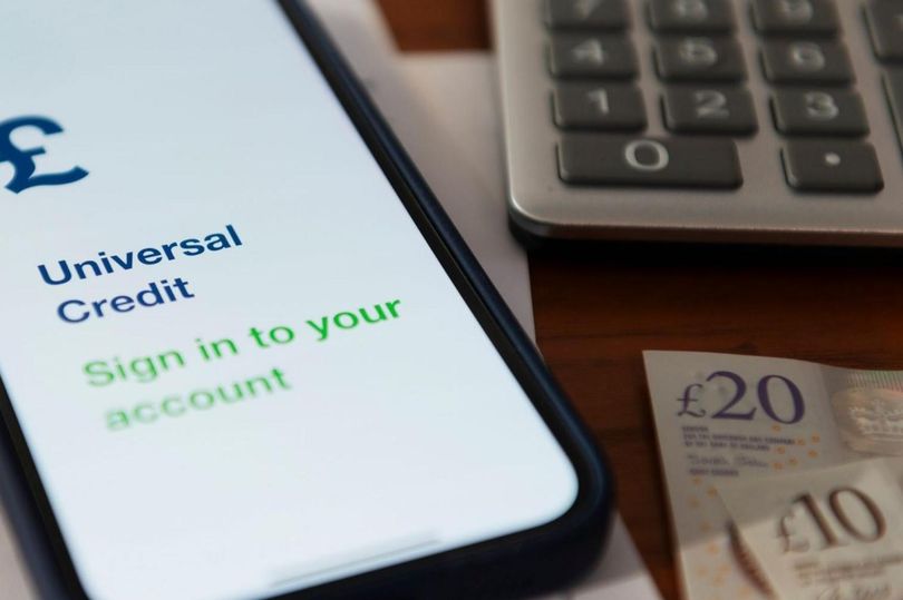 Universal Credit update for people on four benefits with new schedule ...