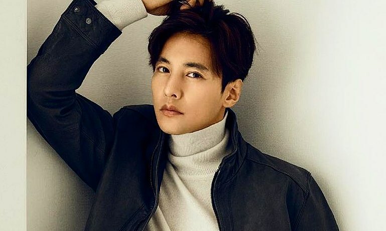 South Korean actor Won Bin seen crying at Seoul mortuary, mourning ...