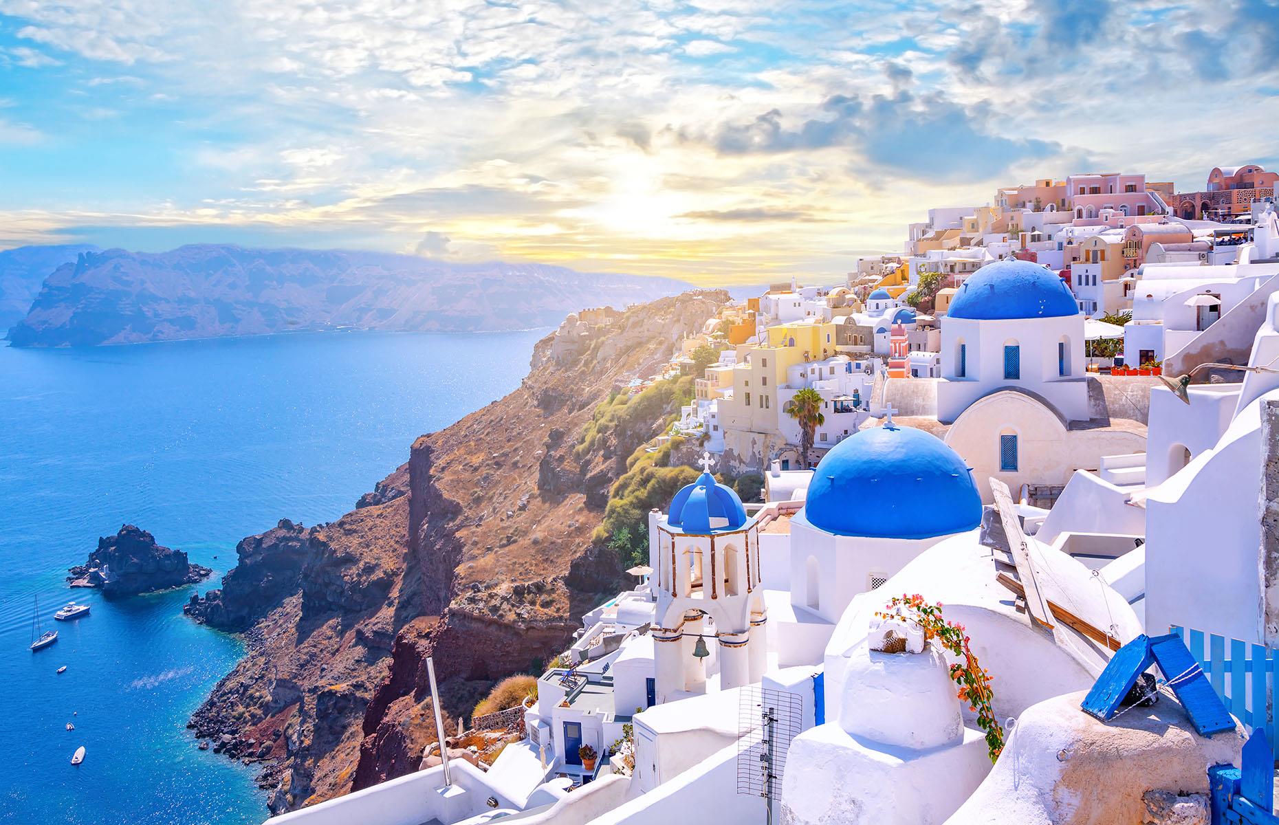 The world's most overrated tourist traps revealed and ranked