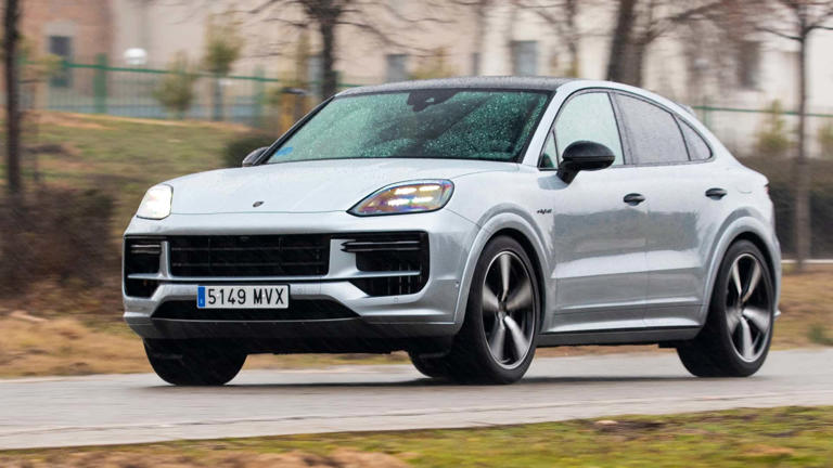 Prueba Porsche Cayenne Turbo E-Hybrid Coupé: ¡así nos gustan los PHEV!