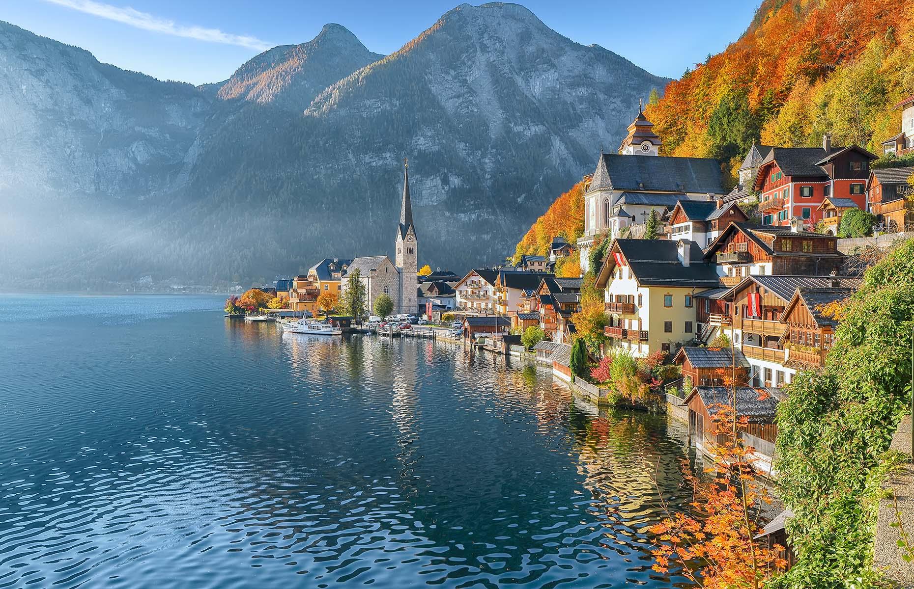 Famous landmarks that fail to live up to the hype