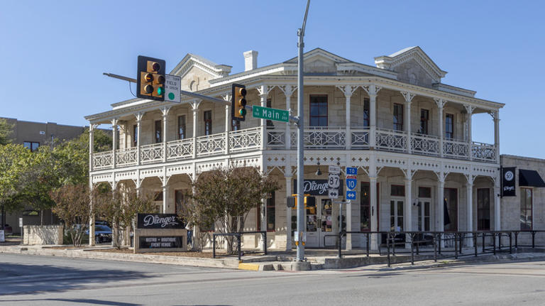 One Of The US' Happiest Towns Is A Little-Known Texas Gem With Shops ...