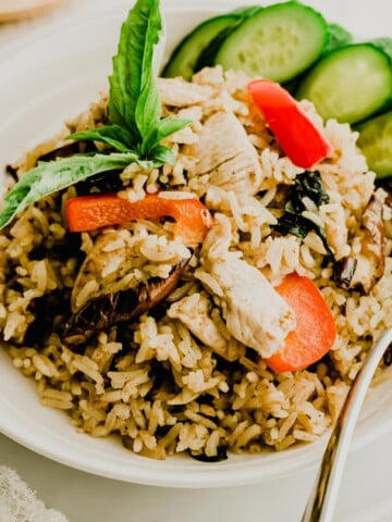 How to Cook Steamed Rice (Using Rice Cooker)