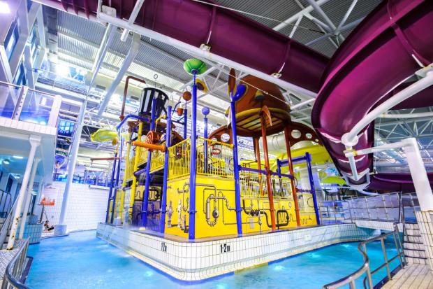 Popular waterpark near Glasgow to close for months for major upgrades