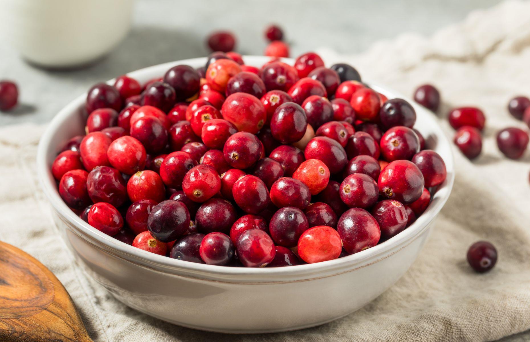 The healthiest fruits to eat, those to avoid, ranked by a nutritionist