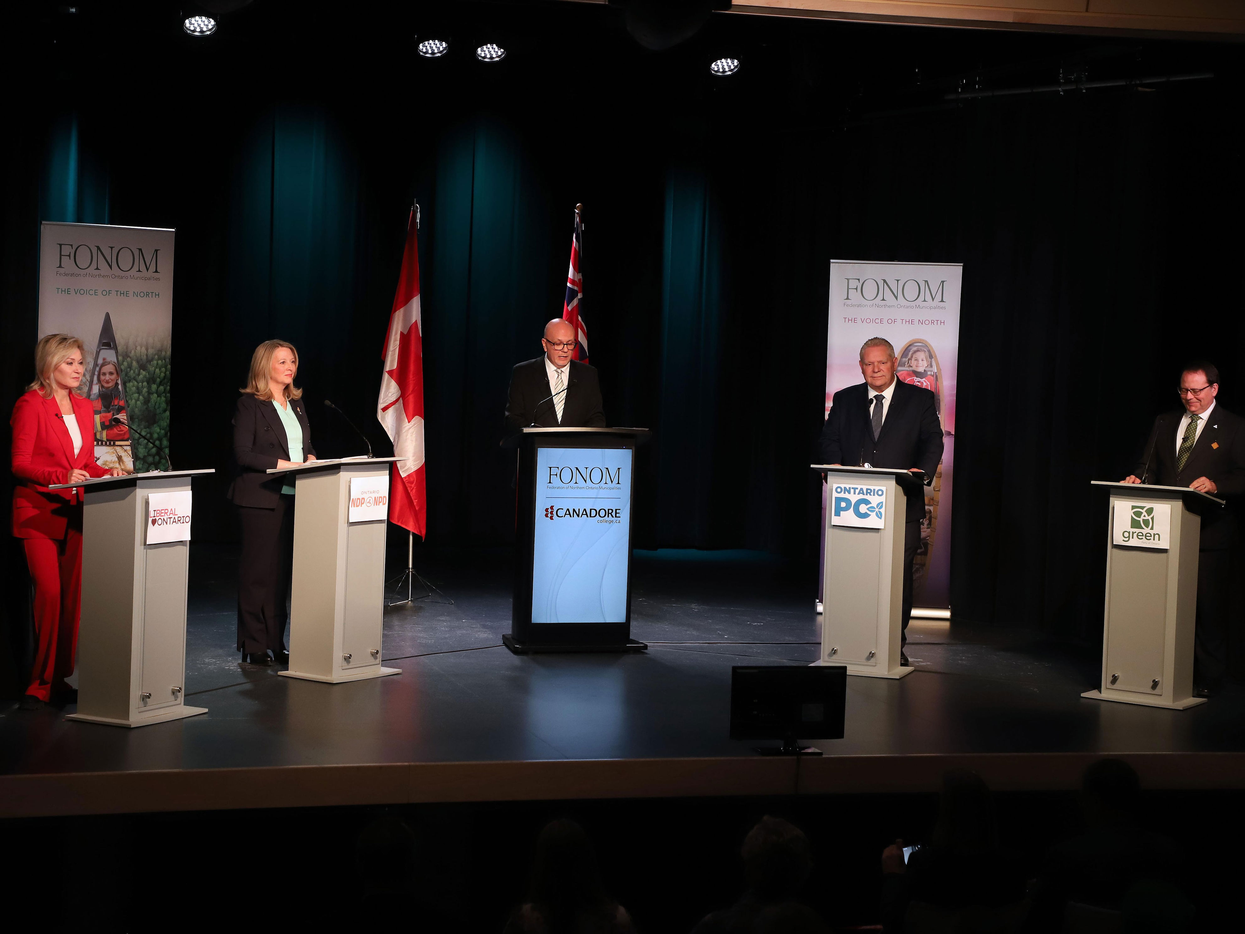 Que devraient les chefs des principaux partis politiques ontariens lors ...