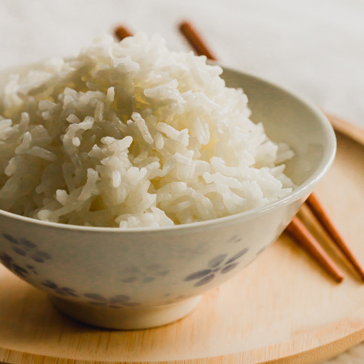 How to Cook Steamed Rice (Using Rice Cooker)