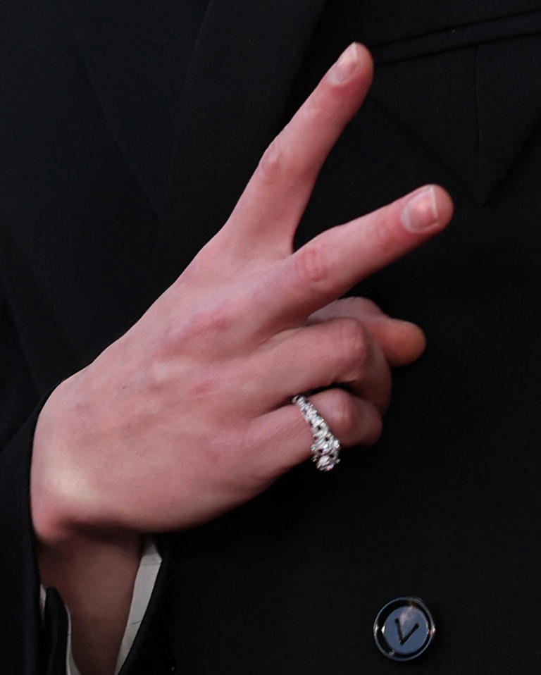 Kylie Jenner and Timothée Chalamet show their love with matching ...