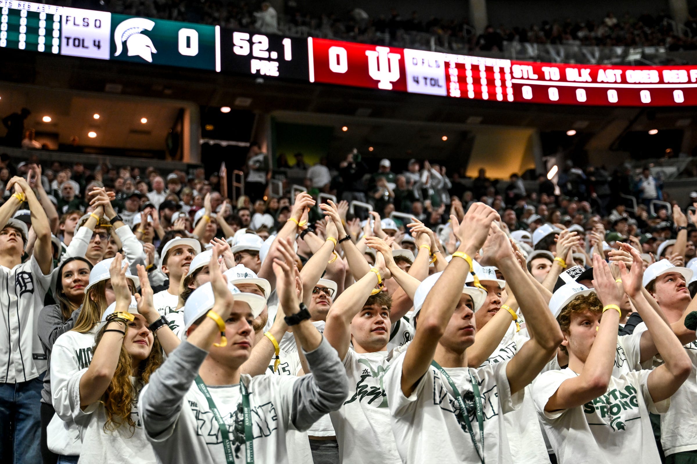 MSU Basketball pushing for fans to wear green, white vs. Purdue