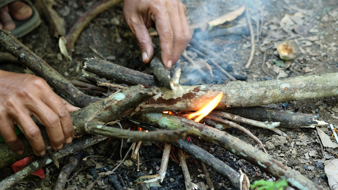 9 Fire-Starting Tricks Every Outdoorsman Should Know