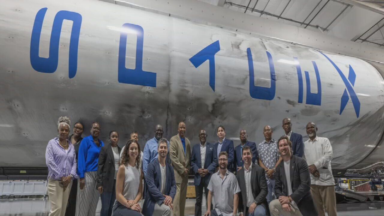 SpaceX issues sonic boom advisory for first rocket booster landing near ...