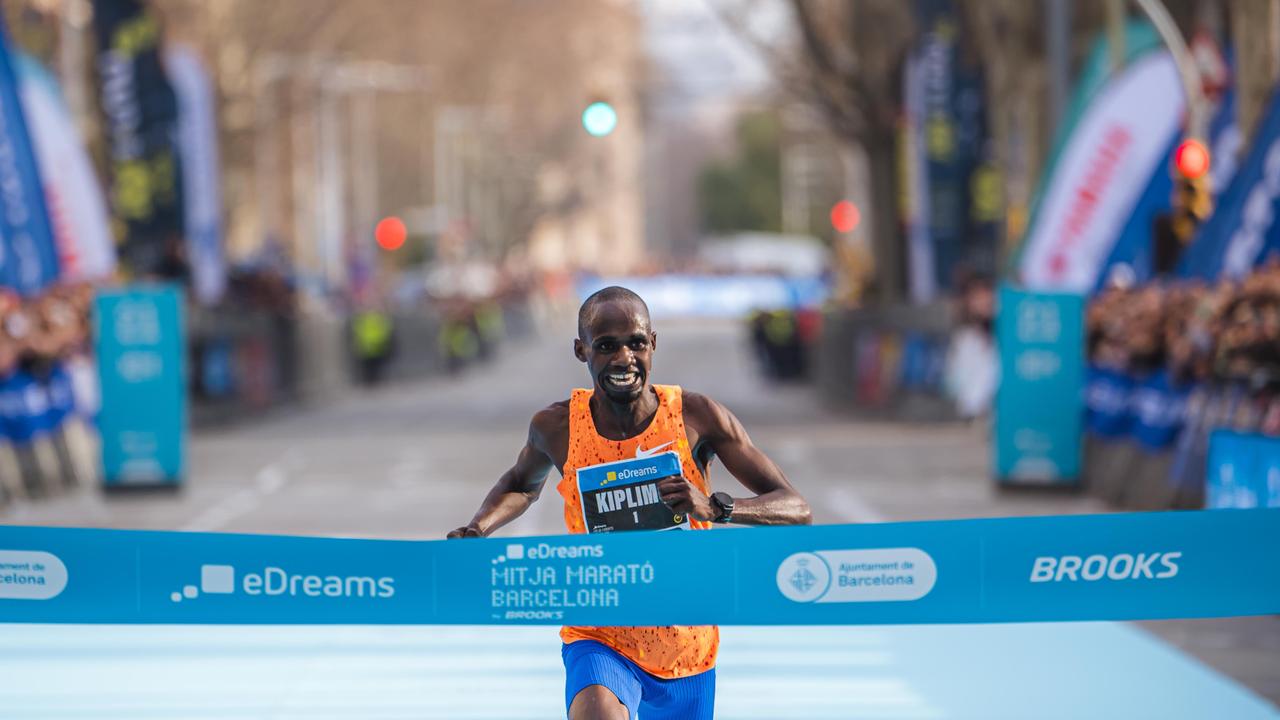 Meet Jacob Kiplimo; the Ugandan who smashed the half-Marathon World ...