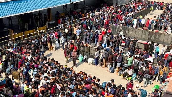 Special holding area, new manual: Railways' crowd-control plan post NDLS stampede