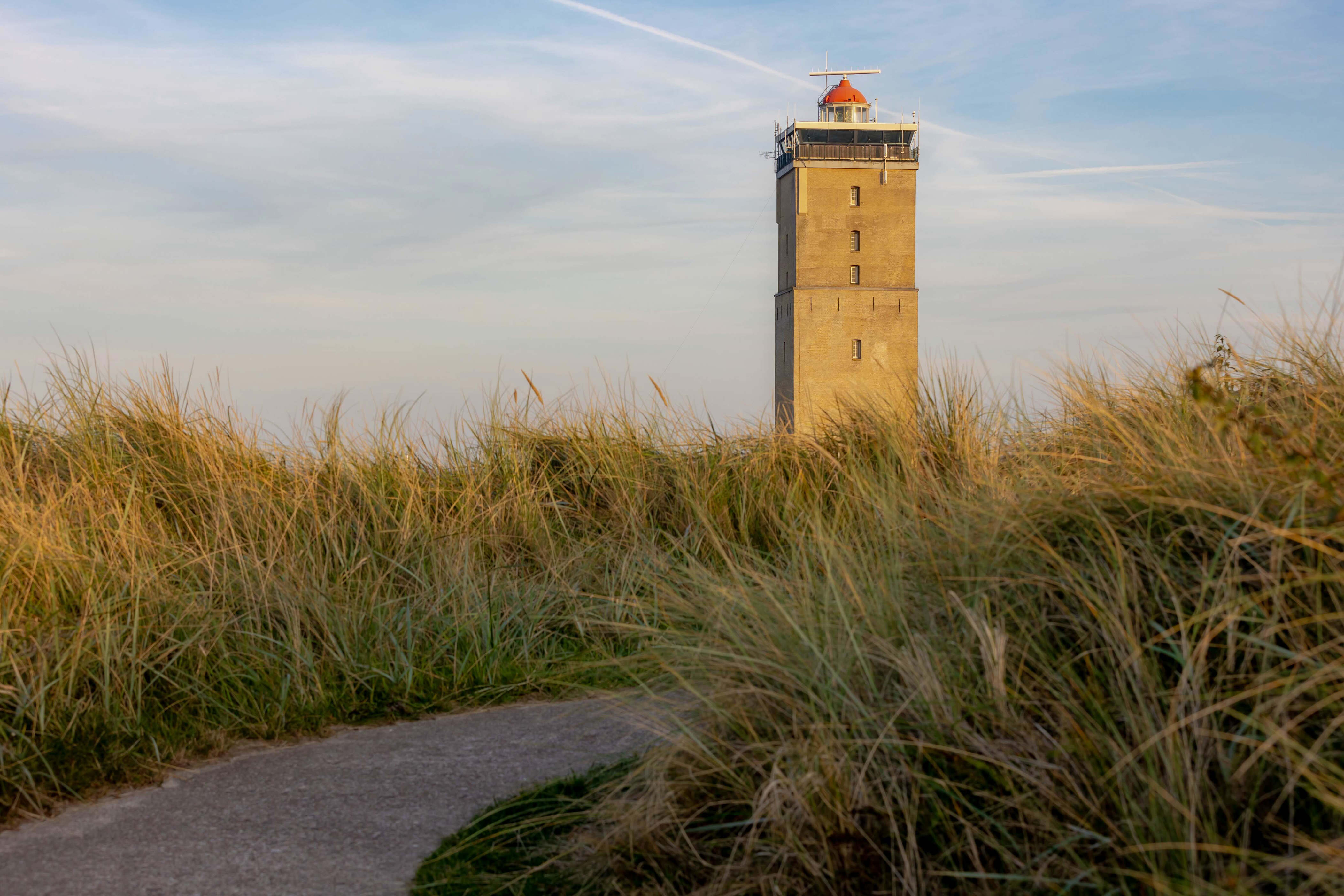 Vuurtorens van de Waddeneilanden: bakens van licht en geschiedenis