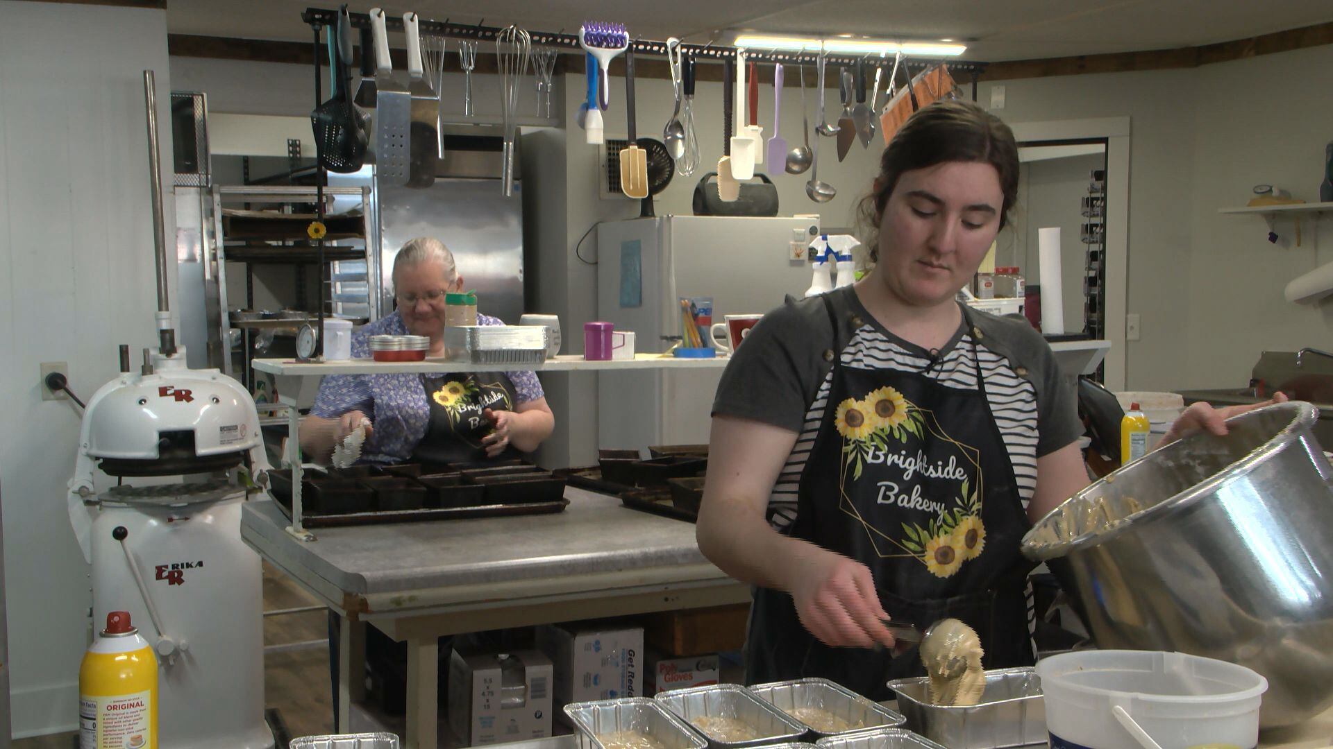19-year-old keeps baked goods in Beaver Crossing with Brightside Bakery
