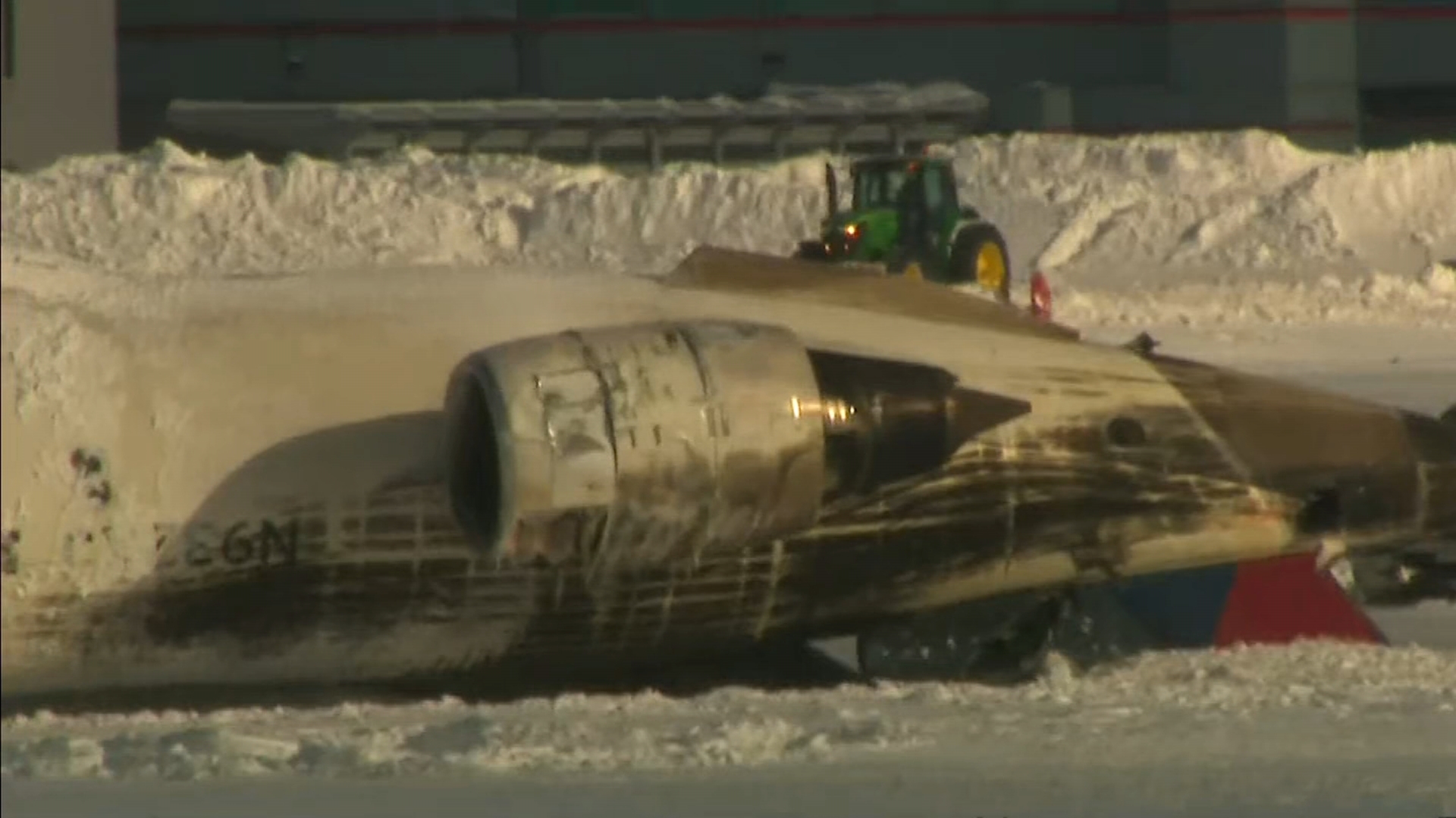 Delta ‘incident' in Toronto: What we know as plane appears upside down ...