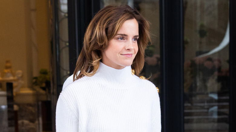 Emma Watson's Stunning Hair Transformation Has Us Staring
