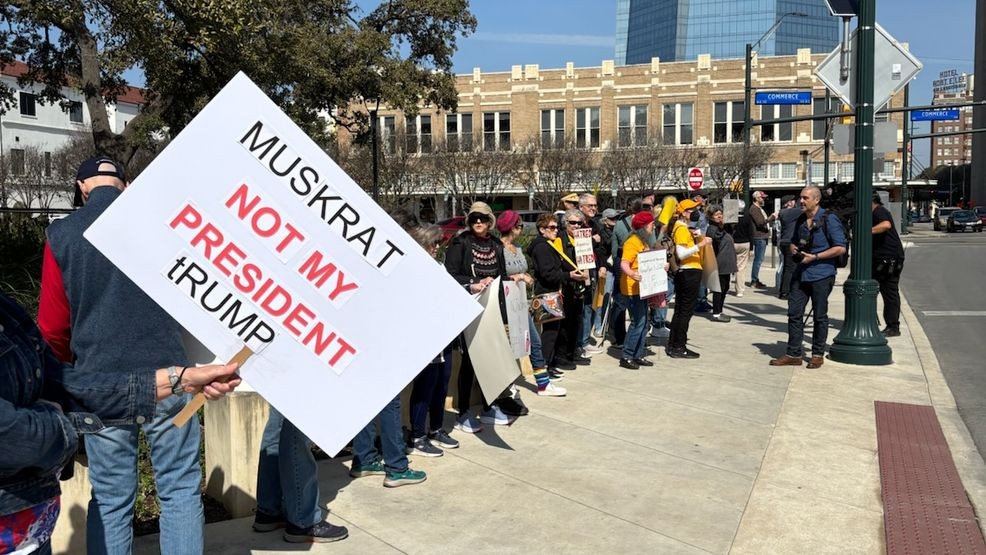 'Not my president!' Bexar Democrats protest Trump administration at ...