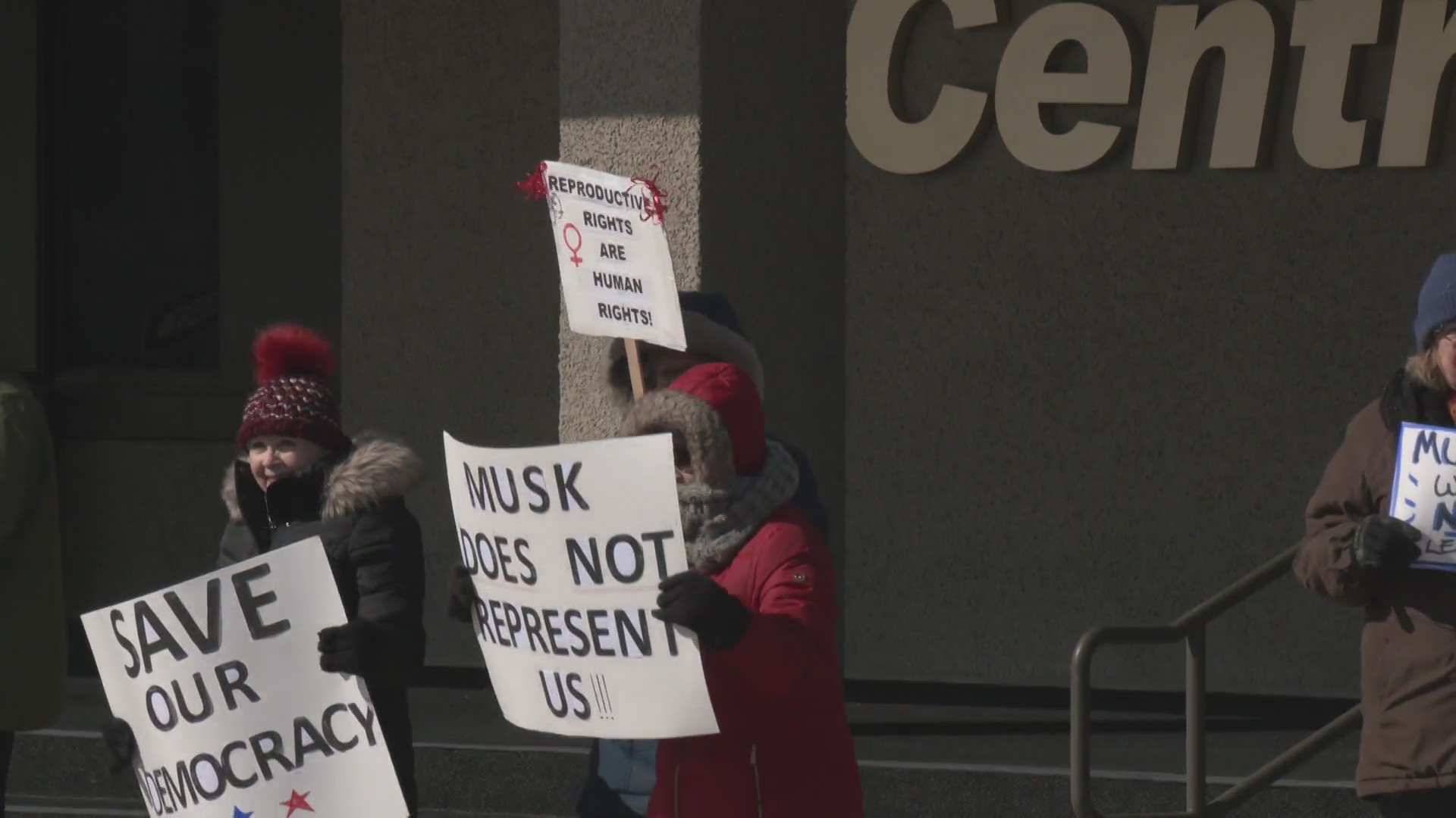 Freeport activists protest Trump policies on Presidents Day