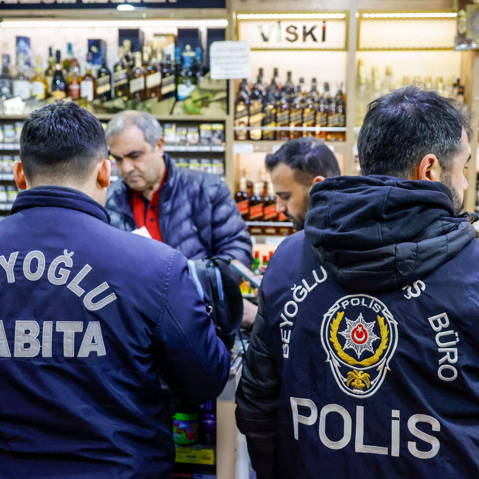 Bootleg alcohol kills at least 124 people in Turkey in 6 weeks