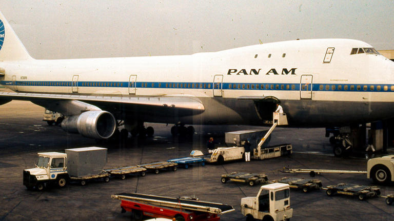 How Much Fuel Does A Boeing 747 Need To Fly At Max Range?