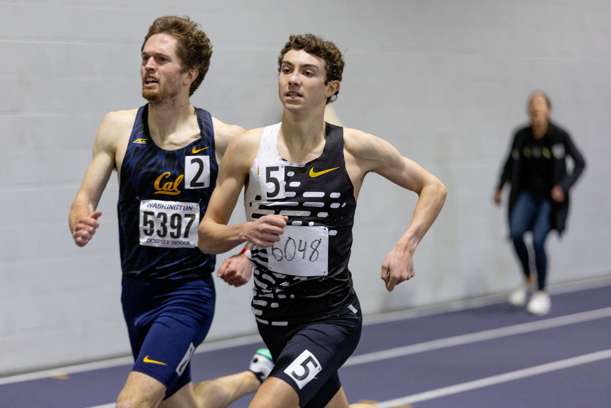 Huskies commit becomes first US high schooler to run sub-four minute ...