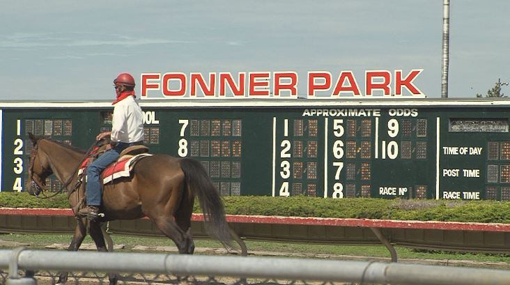 Fonner Park cancels opening weekend of 2025 horse racing season