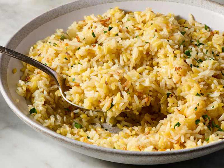 The 5-Ingredient Rice Dish Everyone Should Know By Heart