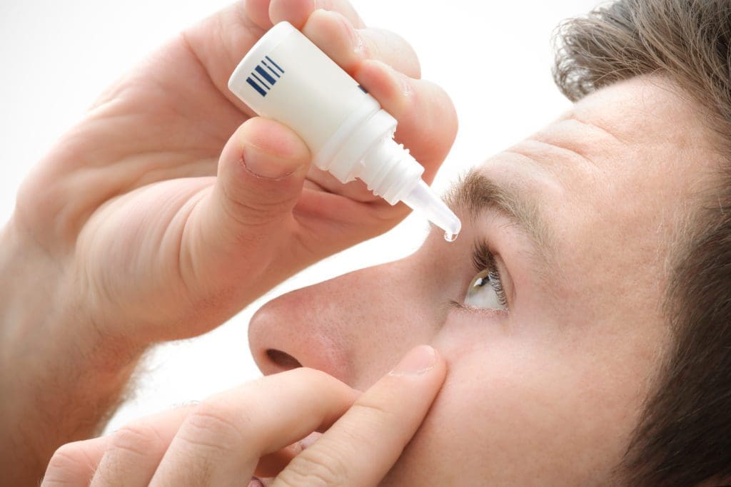 Say goodbye to reading glasses: New eye drops are revolutionizing ...