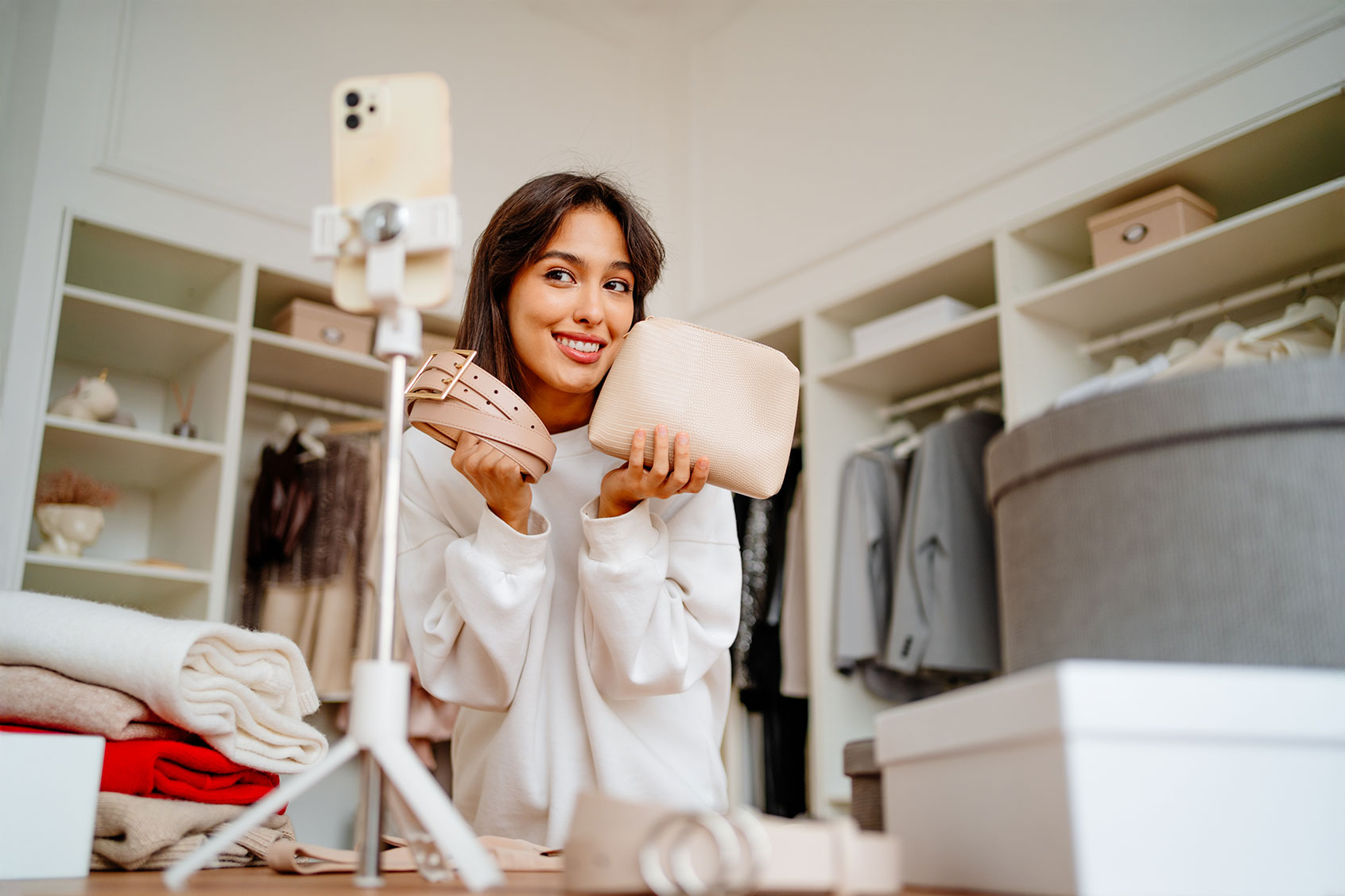 Gen Z is "de-influencing" on social media